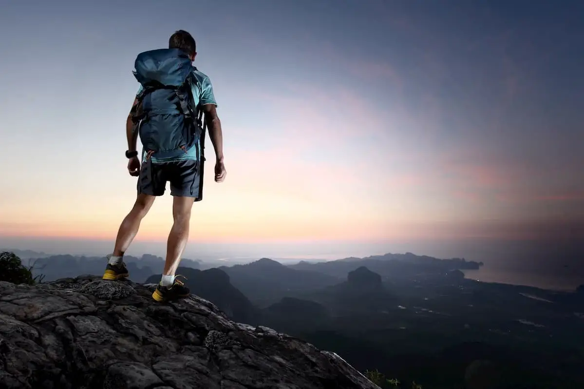 Choosing a GPS Device When Backpacking Could Save Your Life – Nomad Hiker